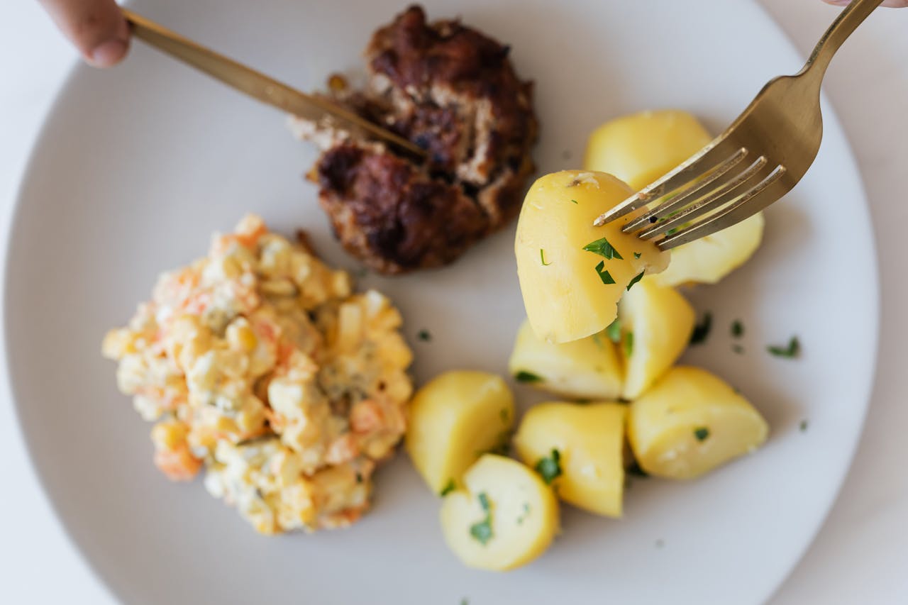Hur länge håller kokt potatis i kylen? – Dagmars Kitchen